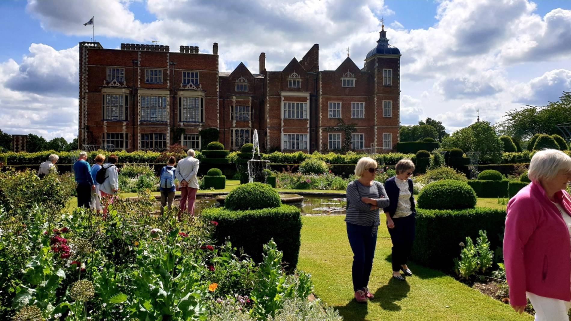 Gardens in South Hertfordshire | Kew Guild